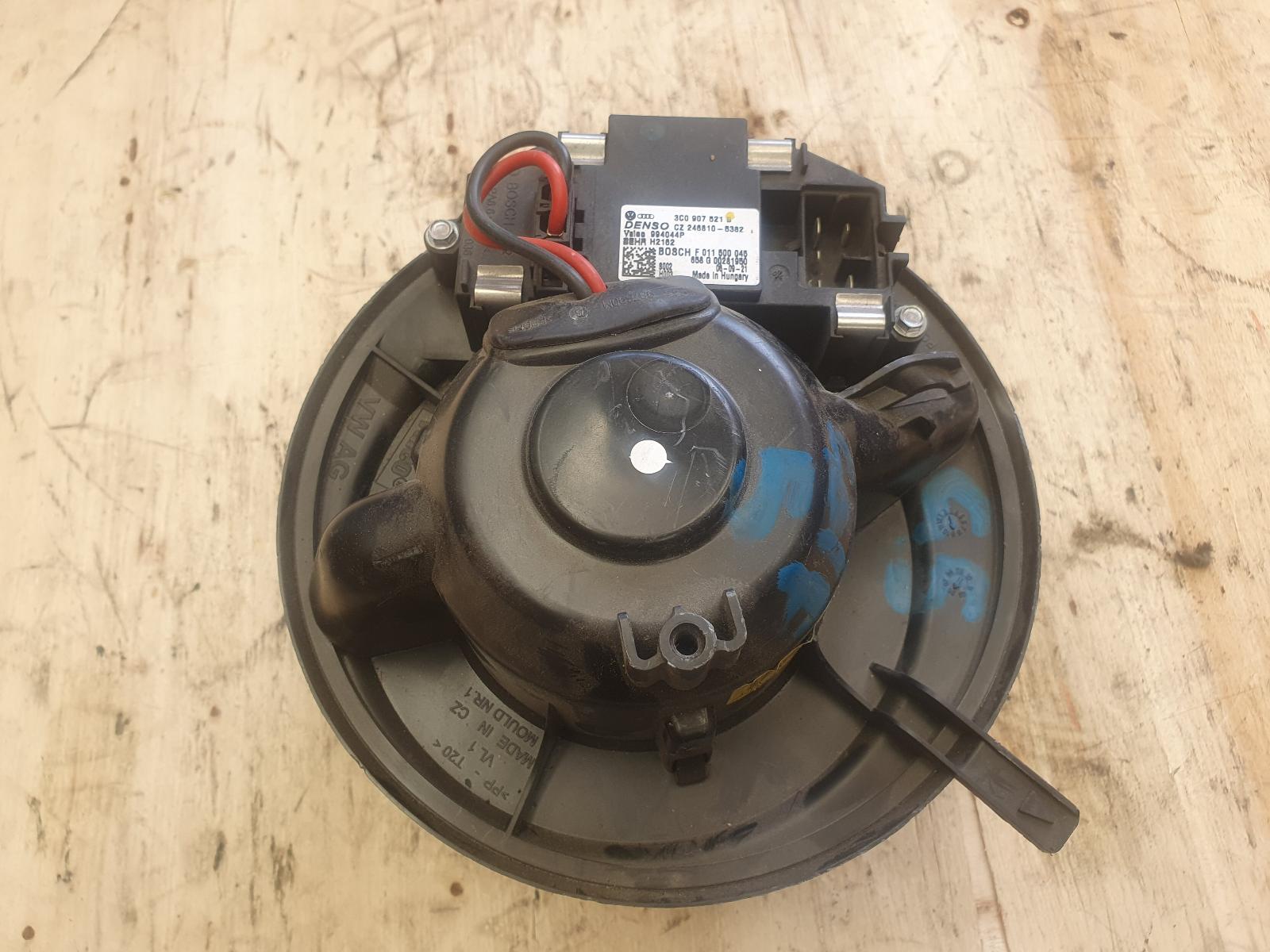 VW GOLF HEATER FAN MOTOR GEN 5, VALEO P/N F995428E, W/ CLIMATE CONTROL ...