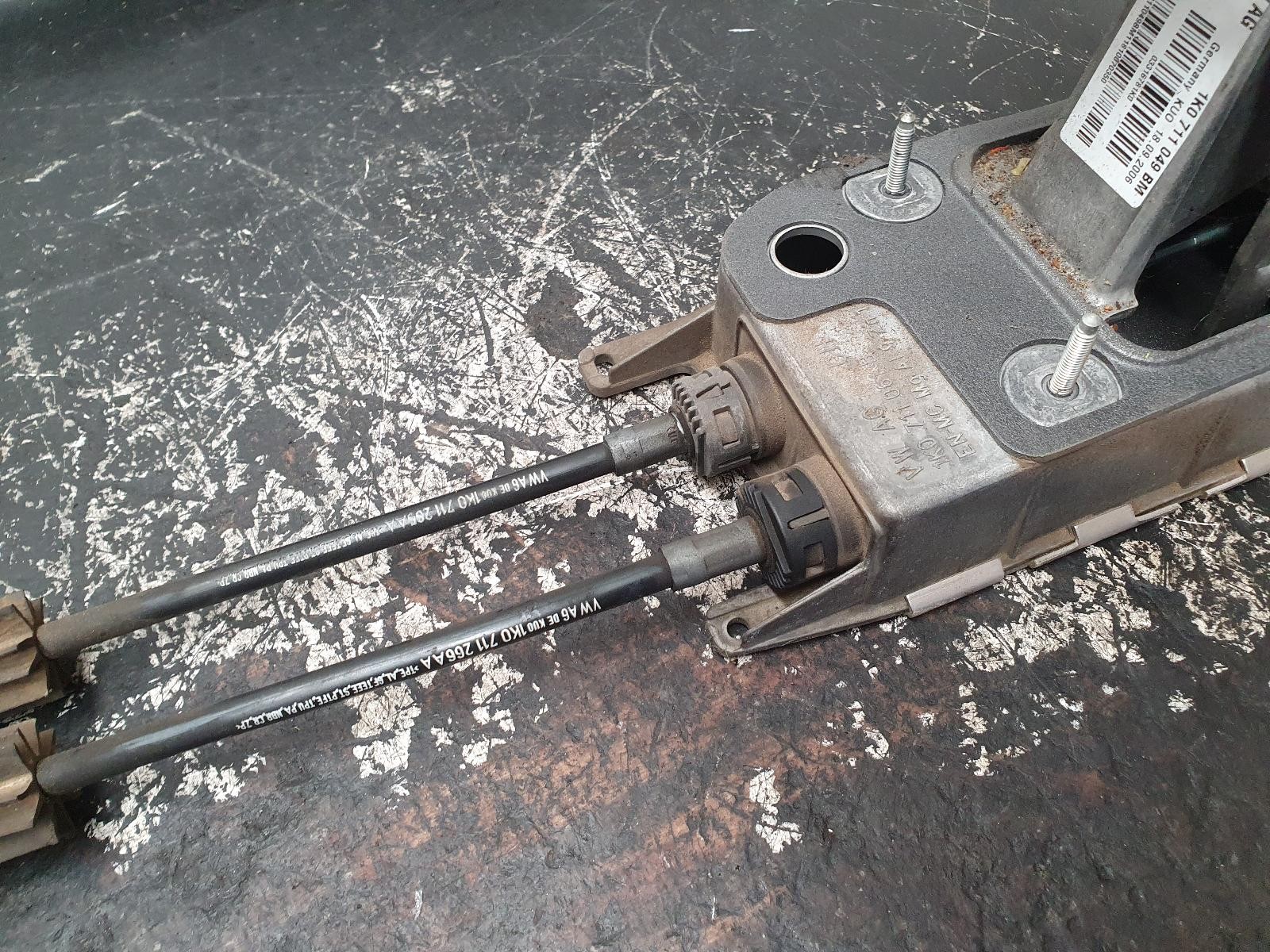 VW JETTA GEAR STICK/SHIFTER 1KM, MANUAL T/M, 02/06-07/11, 1K0711061B ...